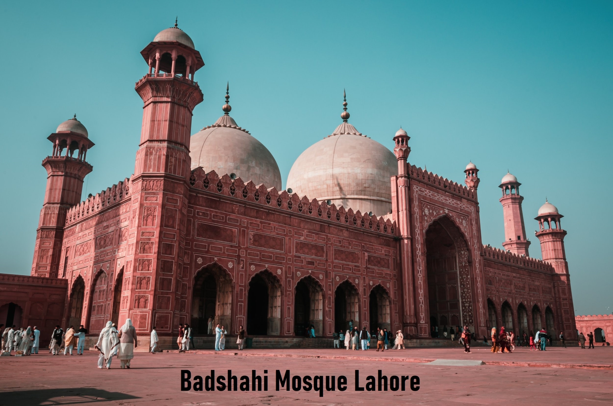 Badshahi Mosque Lahore – A Majestic Legacy of Mughal Architecture
